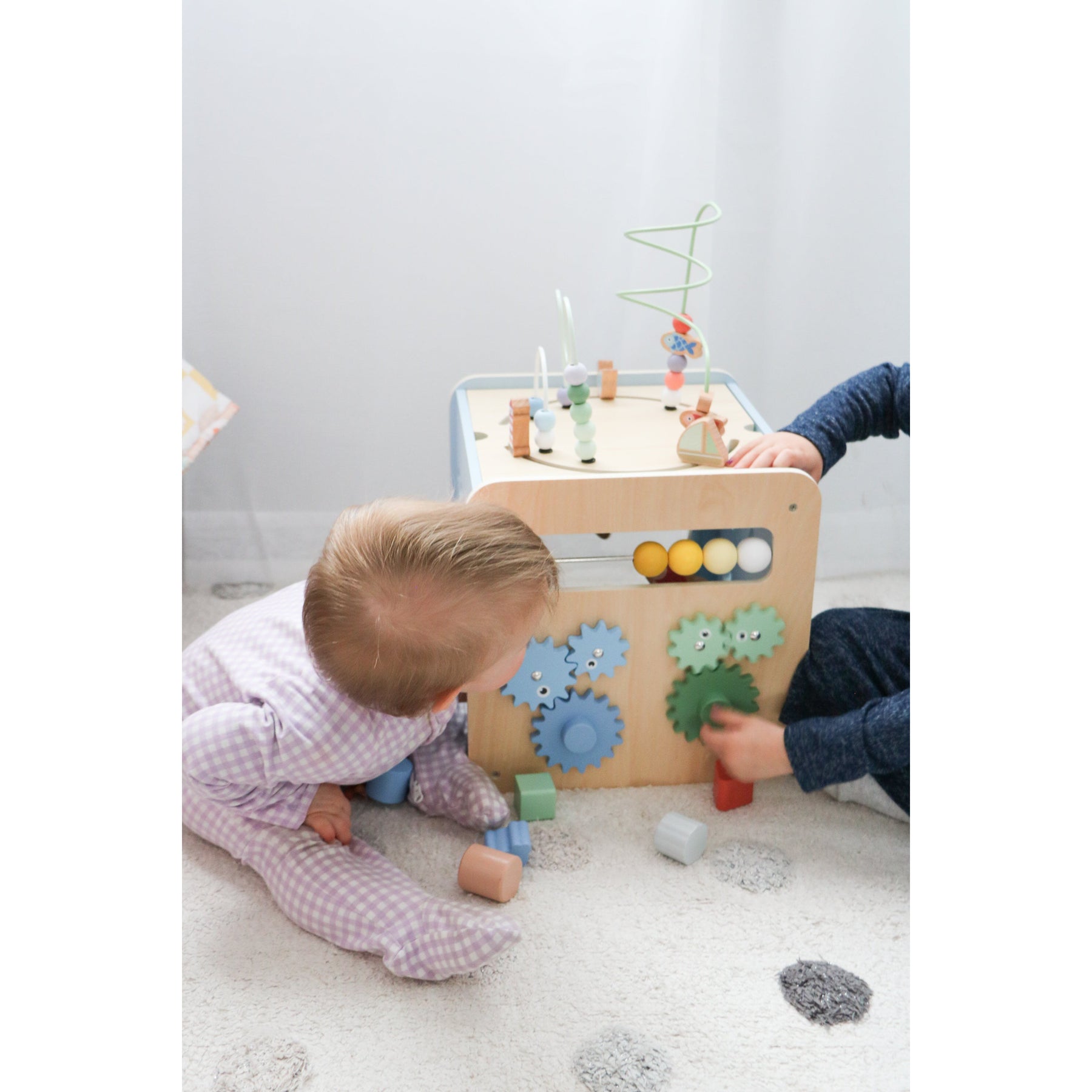 Giant Activity Cube VARIOUS COLOURS