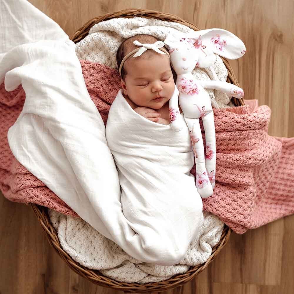 Organic Muslin Wrap - Milk Design In Stylish Muslin Wrap