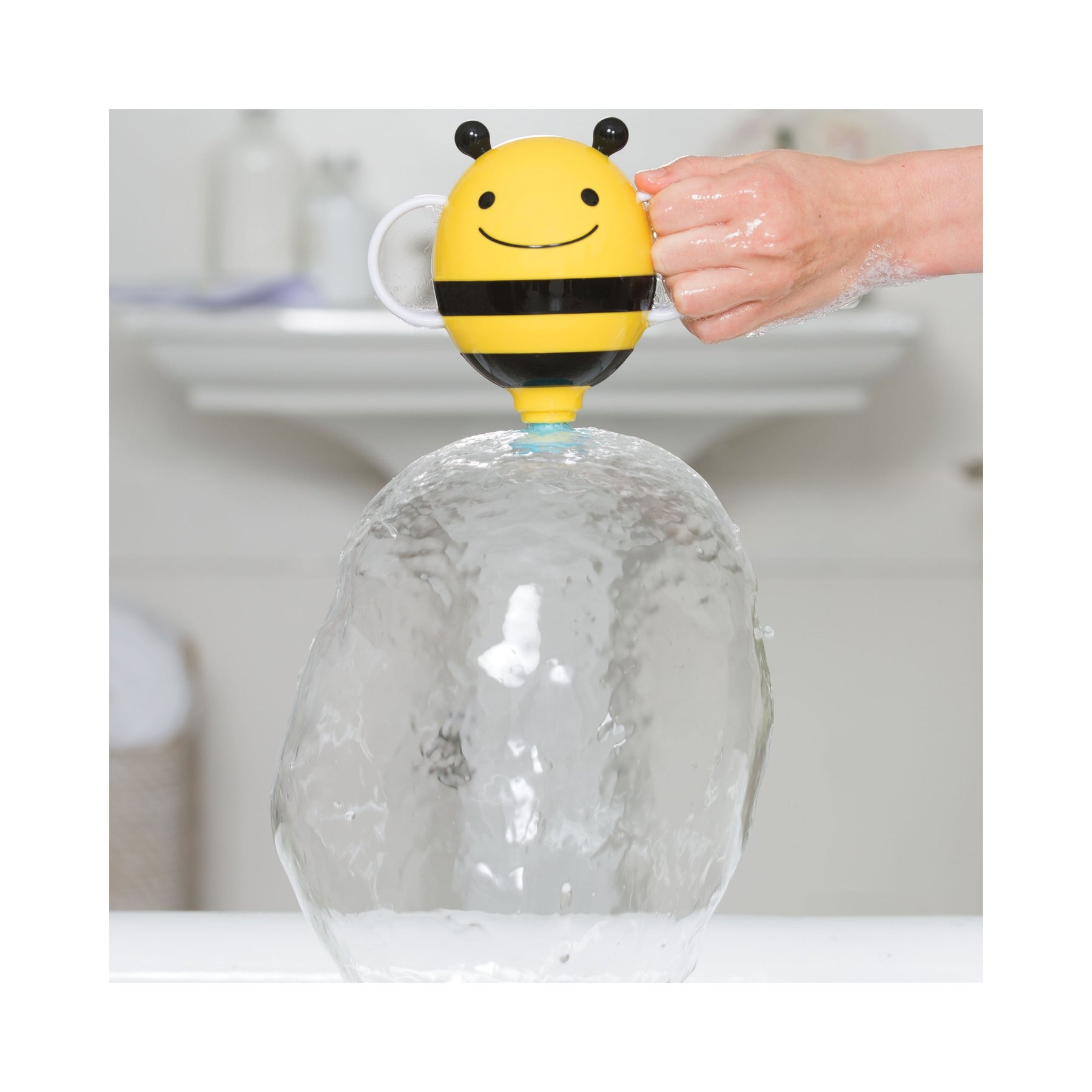 Skip Hop Zoo Bath Fountain Bee - Interactive & Splashing Fun