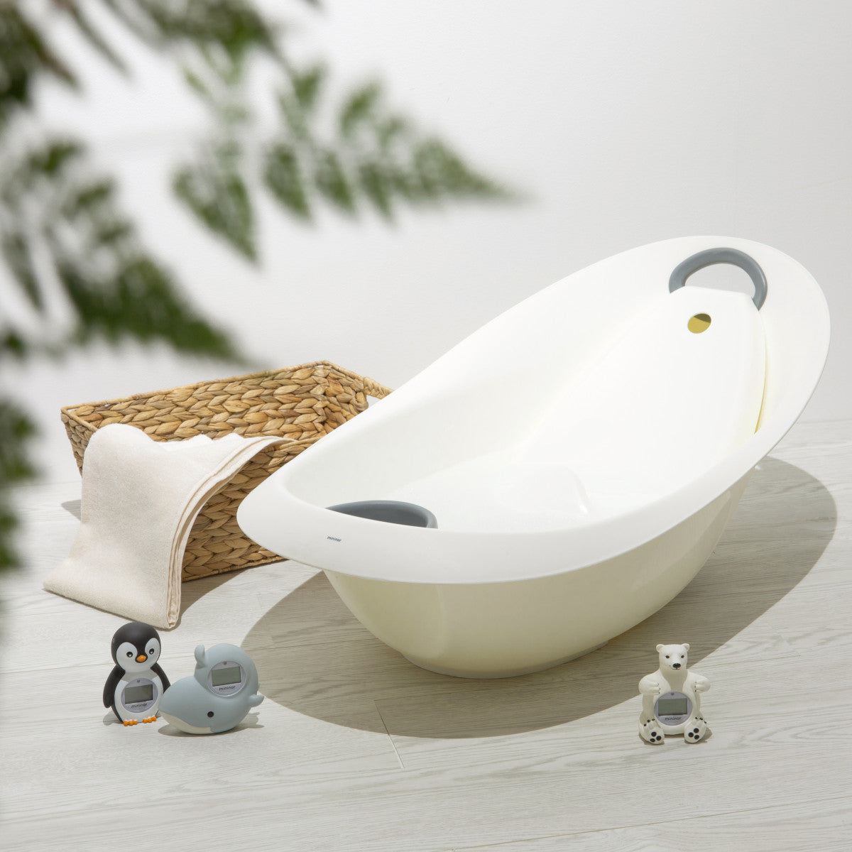 Baby Bath & Newborn Seat Set - Safe & Comfortable Washing