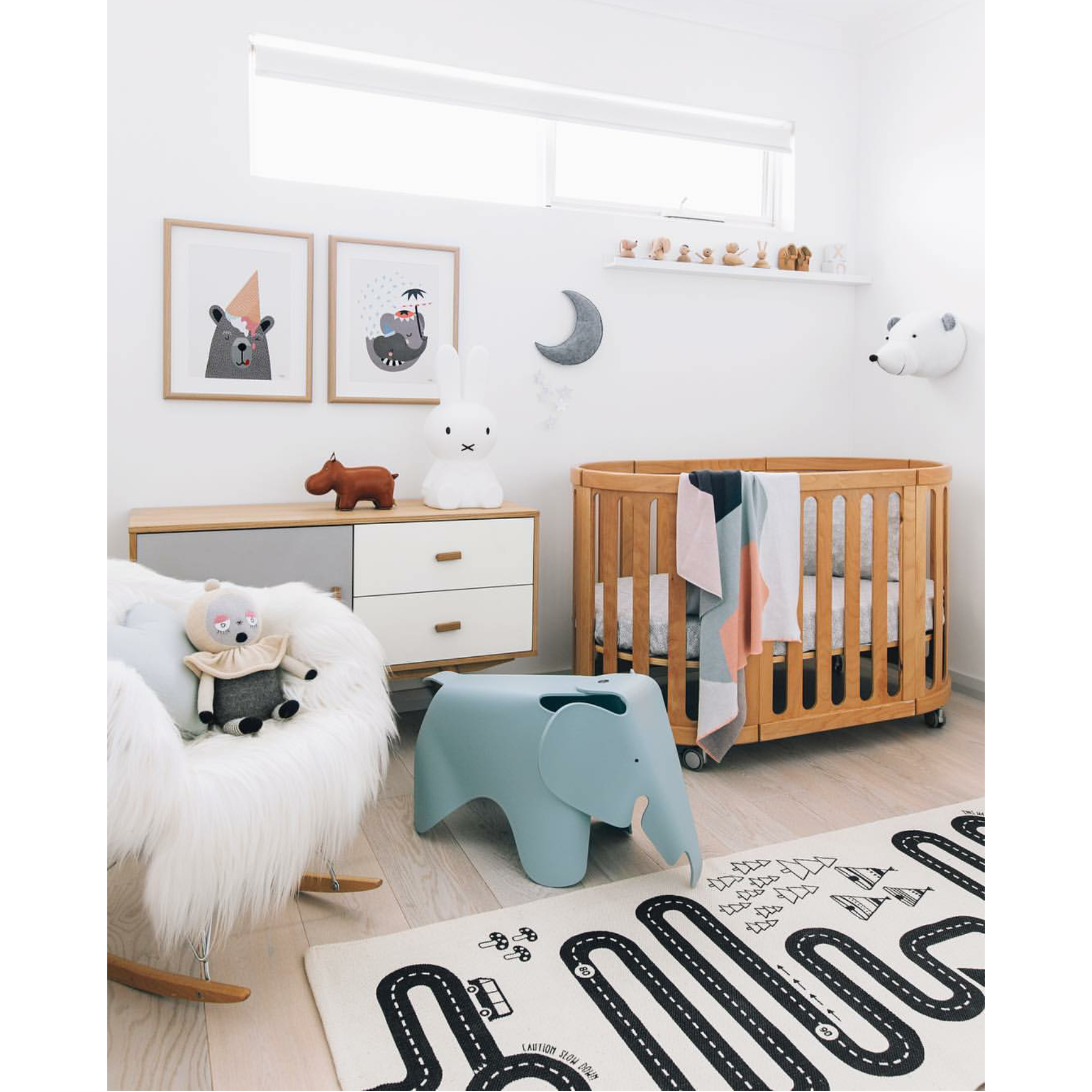 Cocoon Nest 4-in-1 - Convertible & Functional Nursery Piece