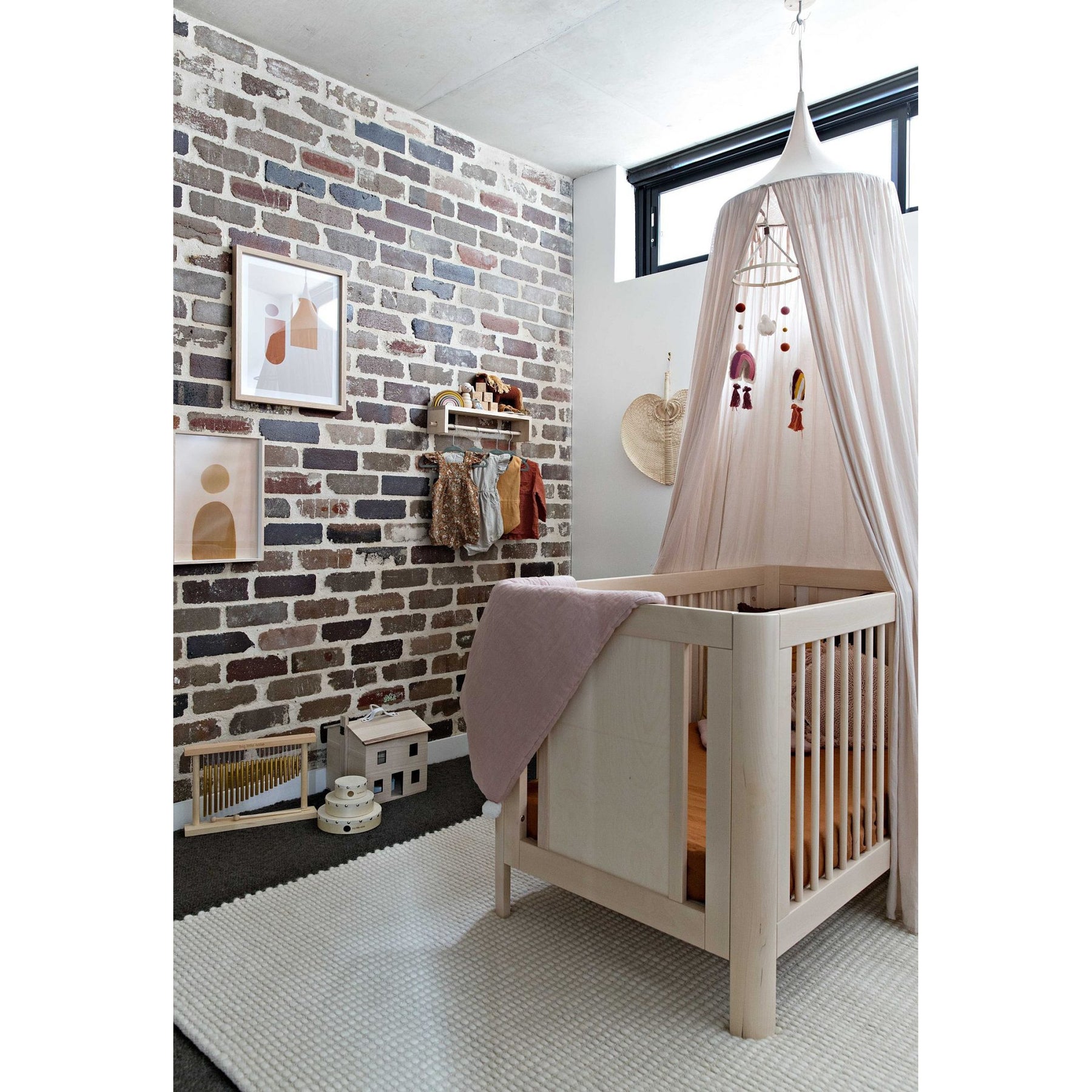 Troll Sun Cot - Whitewash - Metro Baby